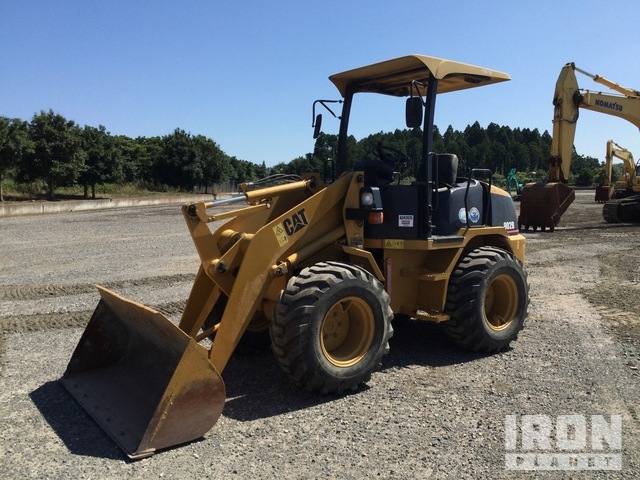 2007 年 Cat 902B Wheel Loader in Narita City, Japan (Asia-Pacific Item ...