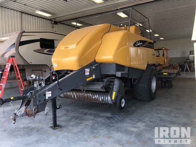 Challenger LB44B Square Baler, Baler