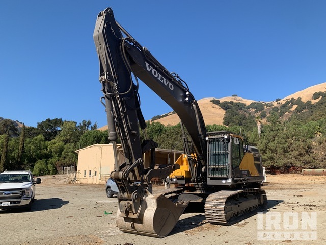 2015 Volvo EC350EL Track Excavator, Hydraulic Excavator