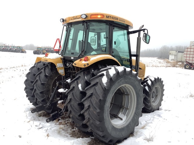 2008 Challenger MT425B 4WD Tractor in Seba Beach, Alberta, Canada ...