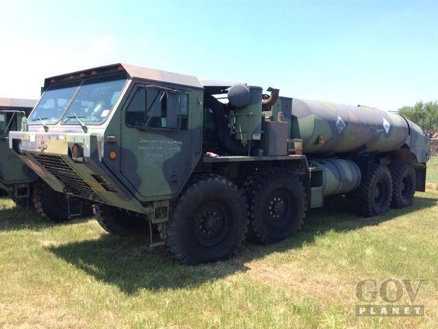 Surplus 1989 Oshkosh M978 HEMTT 8x8 Tanker Truck in Springtown, Texas ...