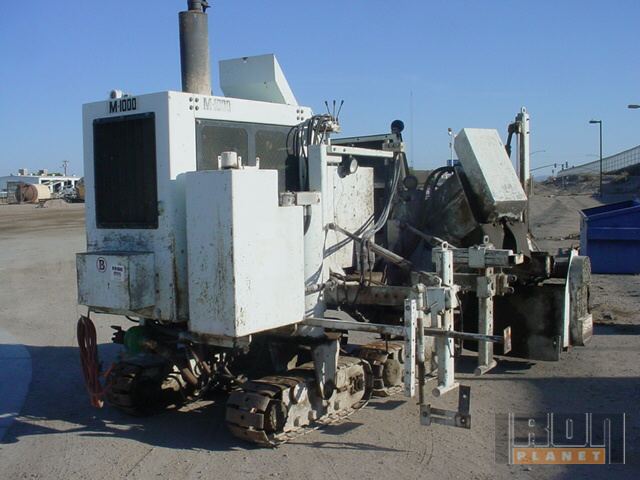 Miller M-1000 Curb & Gutter Machine in Yuma, Arizona, United States ...