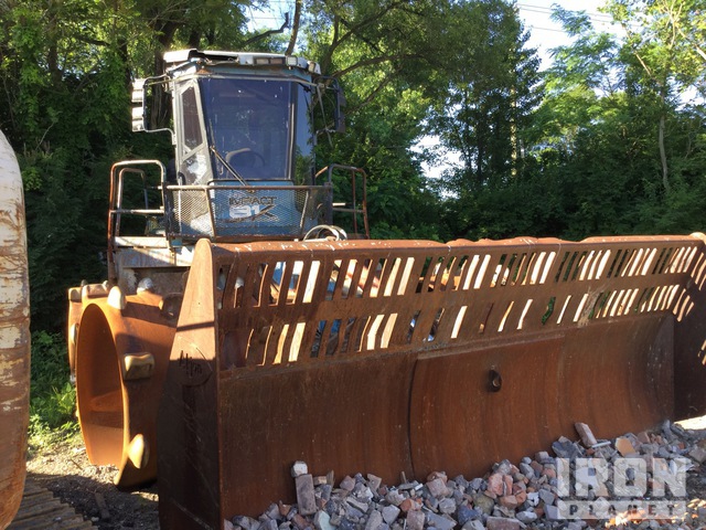 AI-jon 81K Landfill Compactor in Cincinnati, Ohio, United States ...