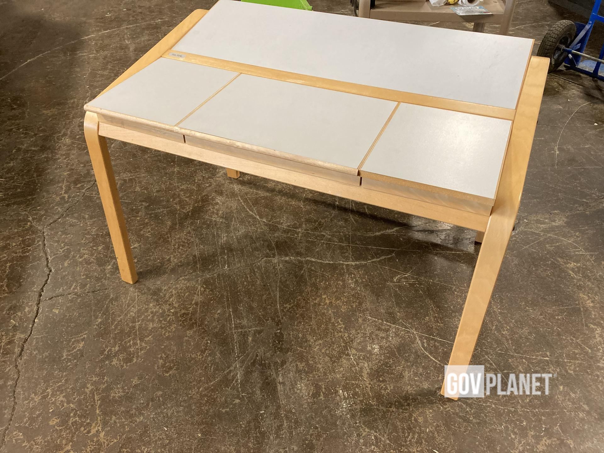 Mac table desk store