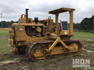 1975 Cat 572G Pipelayer in Fayetteville, North Carolina, United States ...