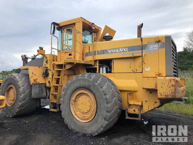 1999 Volvo L330C Wheel Loader in Ange-Gardien, Quebec, Canada ...