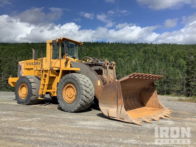 2004 (unverified) Volvo L330E Wheel Loader in North West Brook ...