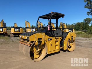 2017 Cat CB10 Vibratory Double Drum Roller in Grand Rapids, Michigan ...