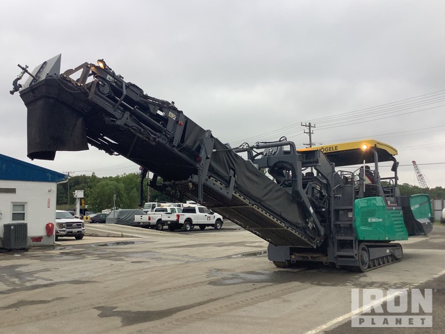2016 Vögele MT 3000-2i Tracked Asphalt Transfer Machine in Curtis Bay ...