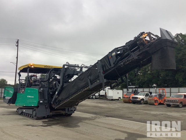 2016 Vögele MT 3000-2i Tracked Asphalt Transfer Machine in Curtis Bay ...