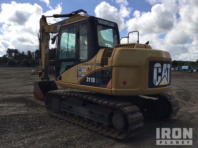 2008 年 Cat 311DRR Track Excavator in Narita City, Japan (Asia-Pacific ...