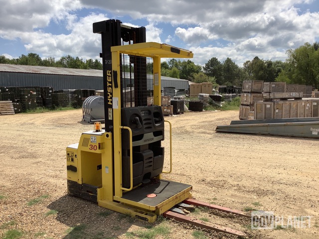Surplus Hyster R30XMS3 Order Picker in Hooks, Texas, United States ...