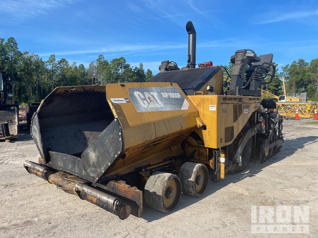 2015 Cat AP1000F Wheel Asphalt Paver, Asphalt Paver