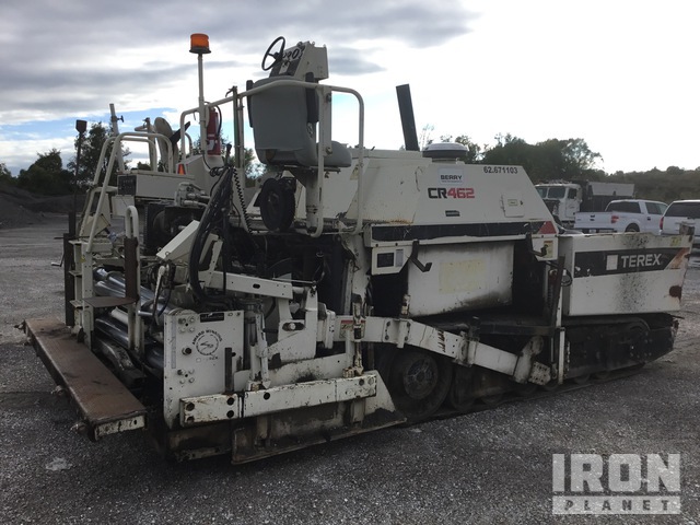 2009 Terex CR462 Track Asphalt Paver in Ozark, Missouri, United States ...