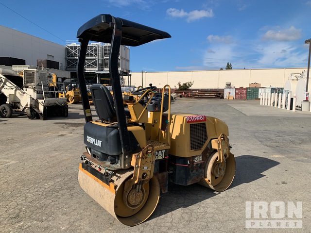 2007 Cat CB-224E Double Drum Roller in Santa Clara, California, United ...