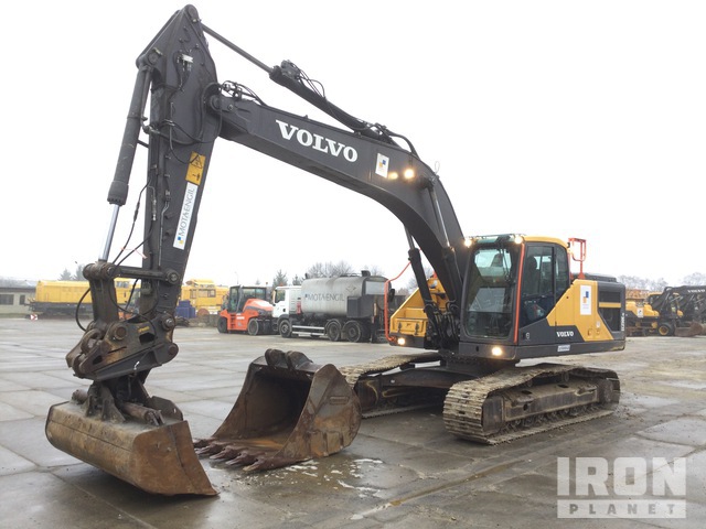 2017 Volvo EC250ENL Tracked Excavator, Hydraulic Excavator