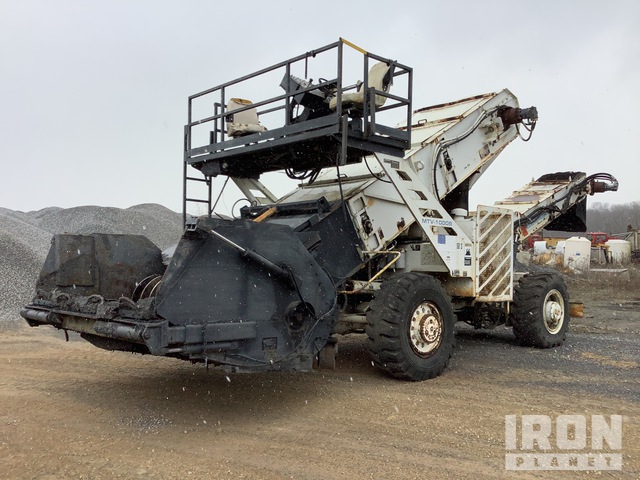 2000 Roadtec MTV-1000B Asphalt Transfer Machine in Hollidaysburg ...