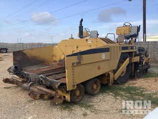 1994 Cat AP-1000 Wheel Asphalt Paver in McGregor, Texas, United States ...