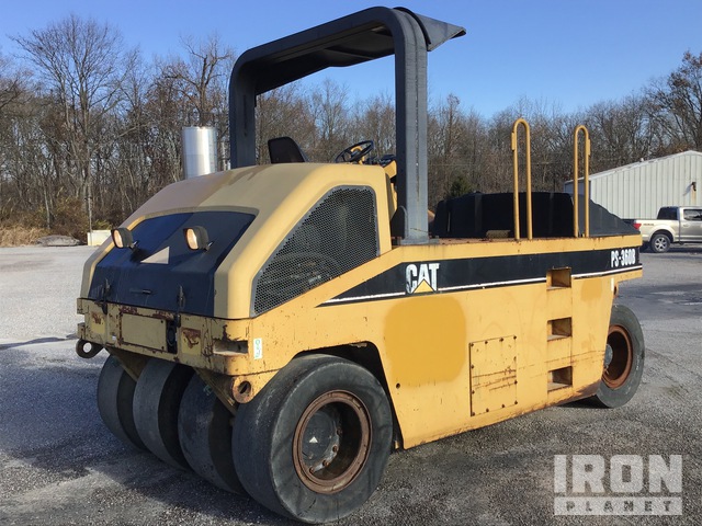 2000 Cat PS360B Pneumatic Roller in Mount Carmel, Illinois, United ...