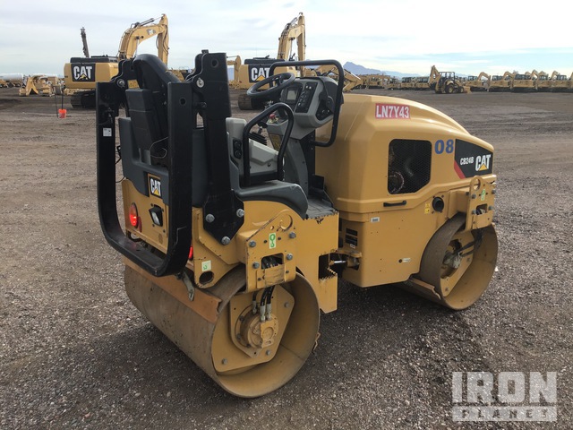 2018 Cat CB24B Double Drum Roller in Eloy, Arizona, United States ...