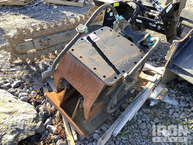 2016 Cat CVP40 23 in Plate Compactor Attachment in Pittston ...