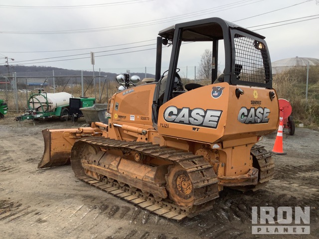 2013 Case 650L WT Crawler Dozer in Downingtown, Pennsylvania, United ...