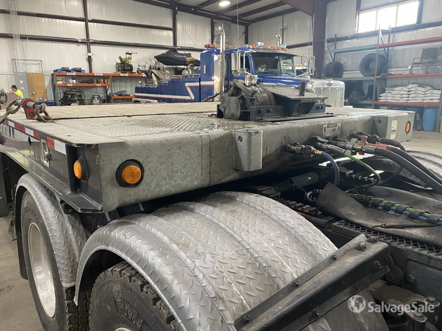 2015 Landoll 930C Sliding Axle Trailer in Waukesha, Wisconsin, United ...