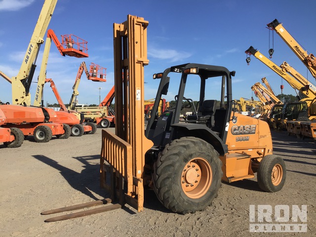 2014 Case 586H 6000 lb Rough Terrain Forklift, Rough Terrain Forklift