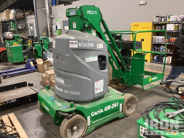 2015 Genie GR26J Vertical Mast Lift in Sun Prairie, Wisconsin, United ...