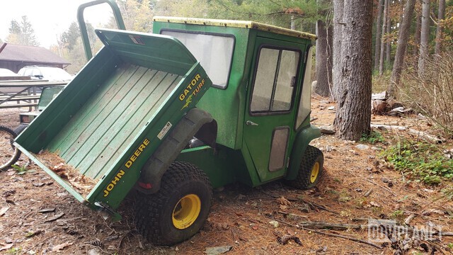 1998 John Deere Turf gator ATV in Gardners, Pennsylvania, United States ...
