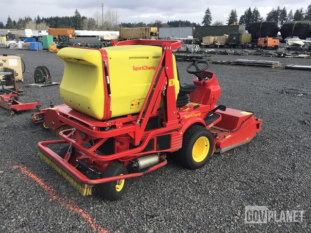 Surplus SMG SC2D4HL SportChamp Turf Maintenance Machine in Pasco ...