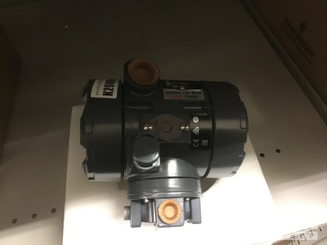 (21) Fisher i2P-100 Electro-Pneumatic Transducers (UNUSED) in Midland ...