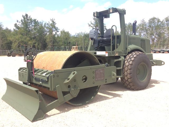 Surplus Cat CS-563D AW Vibratory Single Drum Compactor in Albany ...