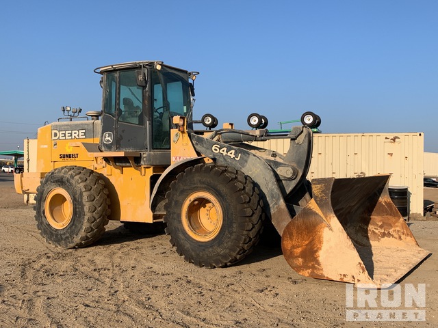 2005 John Deere 644J Wheel Loader in Bakersfield, California, United ...