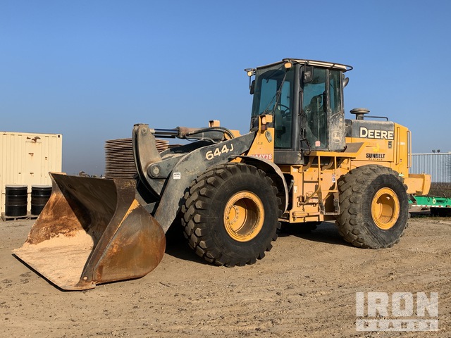 2005 John Deere 644J Wheel Loader in Bakersfield, California, United ...