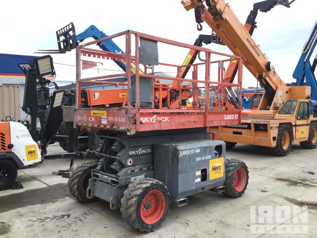2014 Skyjack SJ 6832RT Diesel 4x4 Scissor Lift in Kansas City, Missouri ...