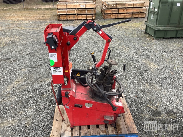 Surplus Hunter Engineering TC3250 Tire Changer in Butner, North ...
