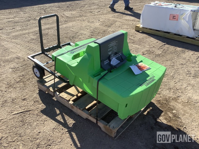 Surplus Fendall Pure Flow 1000 Emergency Eyewash Station in Abilene ...