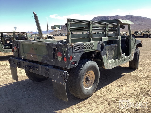 Surplus 2007 AM General M1152A1 HMMWV 2 Door Hard Top w/Truck Body in ...