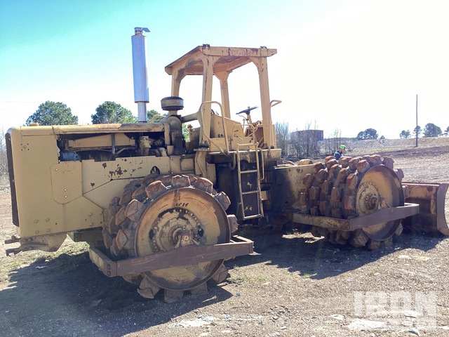 1972 Cat 825B Soil Compactor in Adamsville, Alabama, United States ...