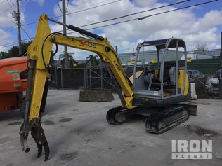 2018 Wacker Neuson 3503 Mini Excavator in Miami, Florida, United States ...