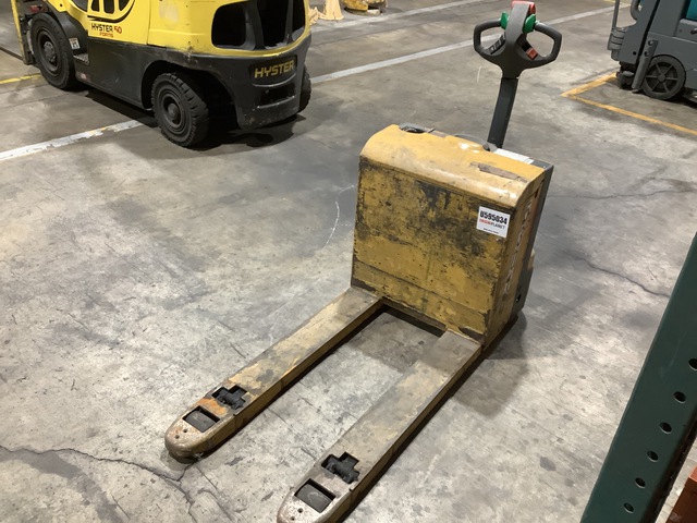 Cat Forklifts and Warehouse Equipment For Sale | IronPlanet