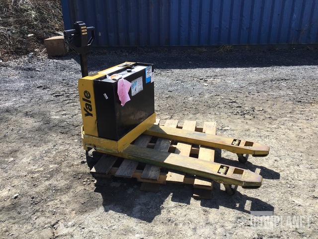 Surplus Yale MPB040ACN24C2748 Pallet Jack in Chambersburg, Pennsylvania ...