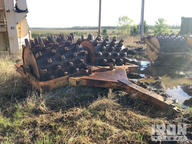 Tandem Tow Behind Pull Behind Compactor in Jonesboro, Arkansas, United ...