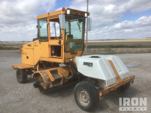 2004 Rosco RB-48 Broom Tractor in Jonesboro, Arkansas, United States ...