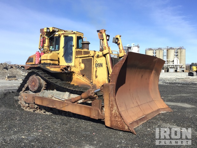 1990 Cat D9N Crawler Dozer in Somerset, Massachusetts, United States ...
