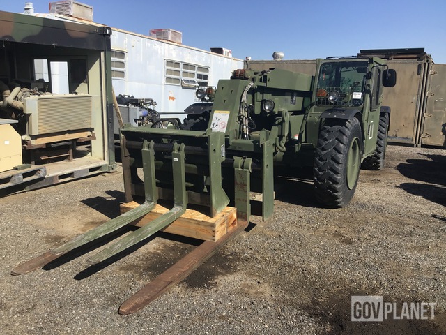 Surplus 2016 Oshkosh MMV3 Telehandler in Lancaster, California, United ...