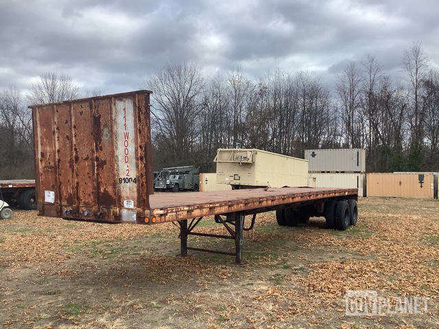 Surplus 1992 Clark CFBT Flatbed Trailer in Chambersburg, Pennsylvania ...