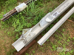Surplus (3) Assorted Aluminum Angle Stock in Hooks, Texas, United ...