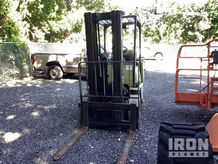 1997 Clark CGP25 4175 lb LPG Pneumatic Tire Forklift in Islamorada ...